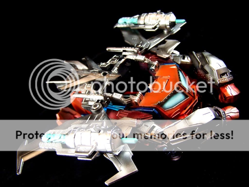 Minor/Repaint: - Beast Hunters Optimal Optimus | TFW2005 - The 2005 Boards