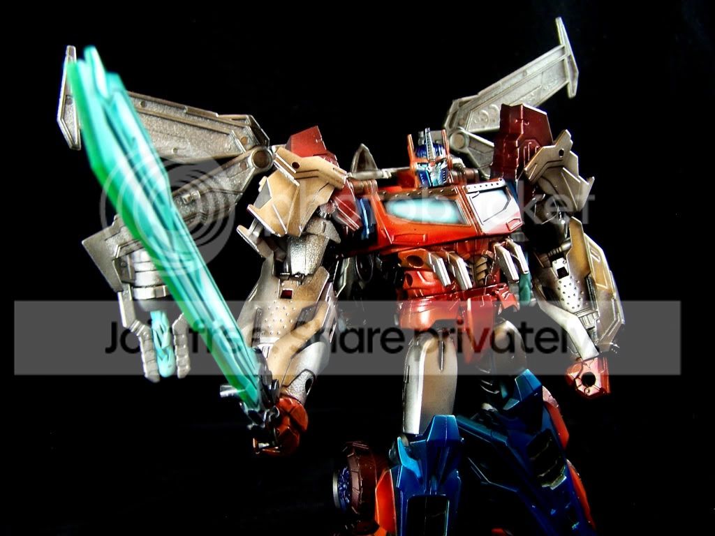 Minor/Repaint: - Beast Hunters Optimal Optimus | TFW2005 - The 2005 Boards