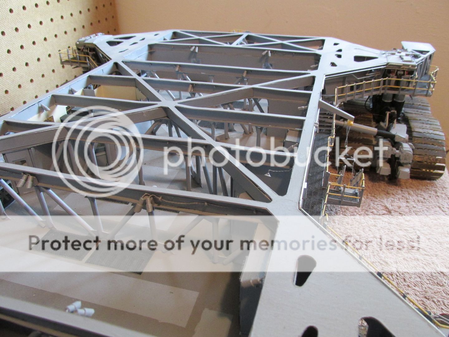 1/72 scale NASA Crawler - Ready for Inspection - SF & RealSpace ...