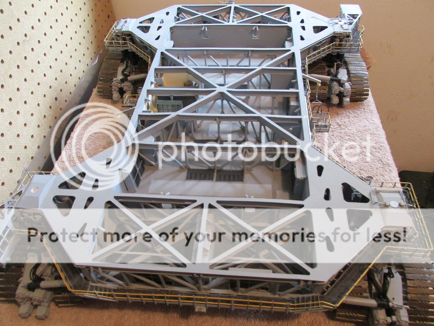1/72 scale NASA Crawler - Ready for Inspection - SF & RealSpace ...